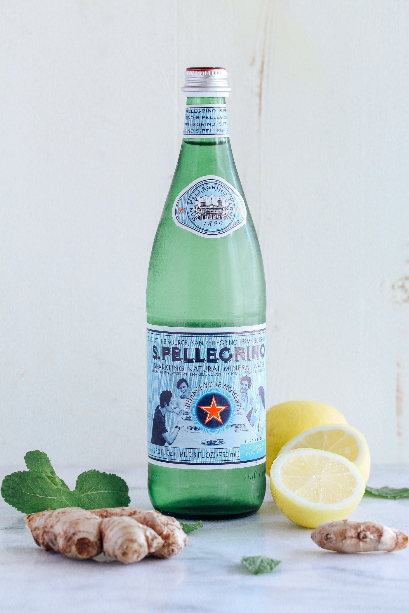 Lemon Ginger Spritzers with Fresh Mint - Making Thyme for Health