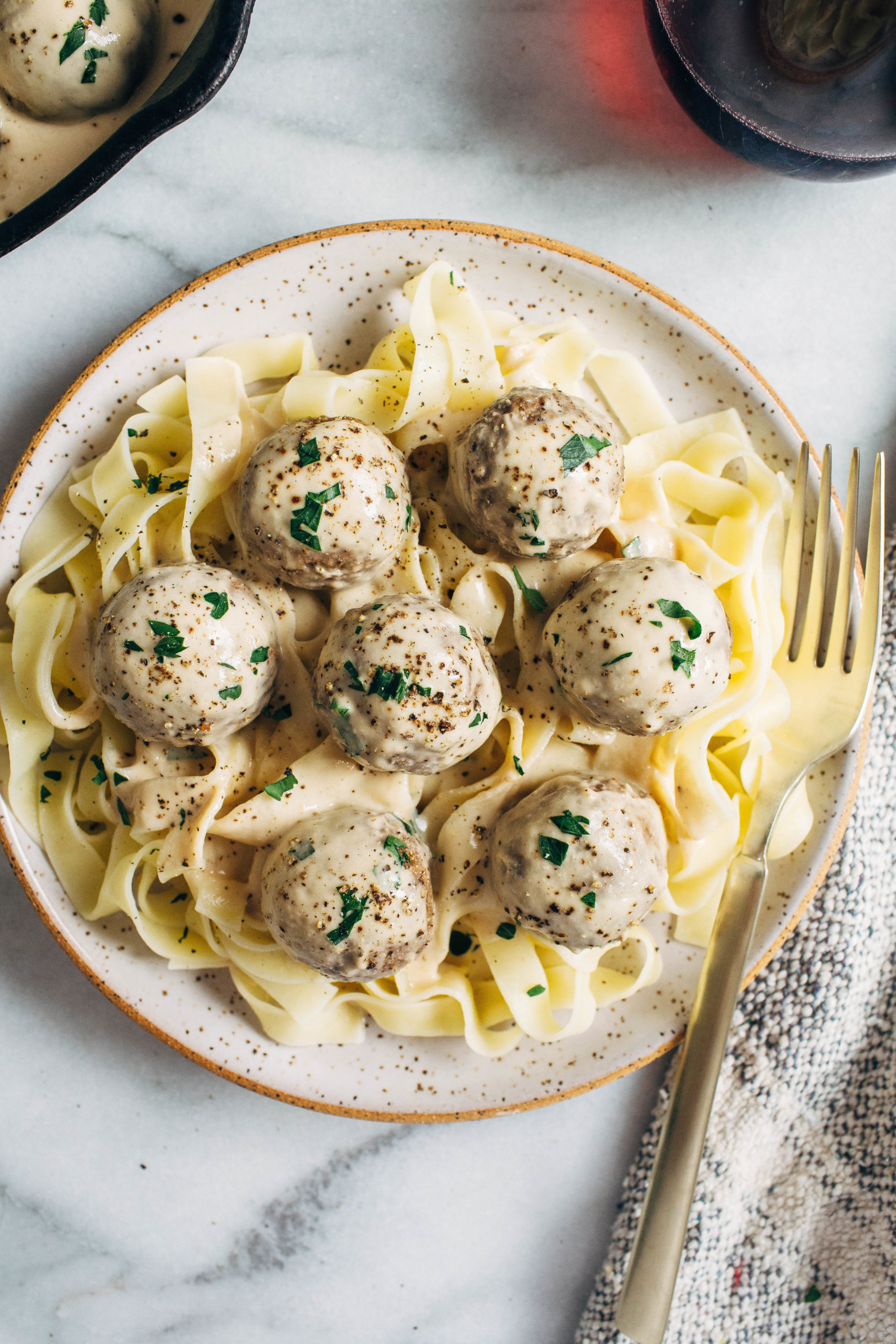 Mushroom Quinoa Meatballs with Cashew Cream Sauce - Making Thyme for Health