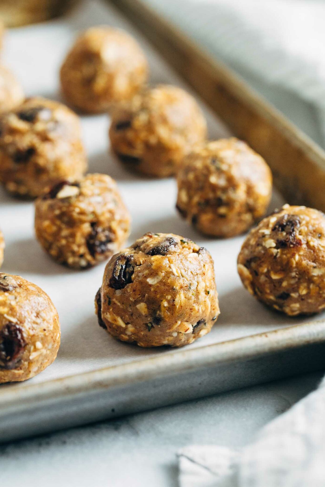 Oatmeal Cookie Protein Energy Bites - Making Thyme for Health