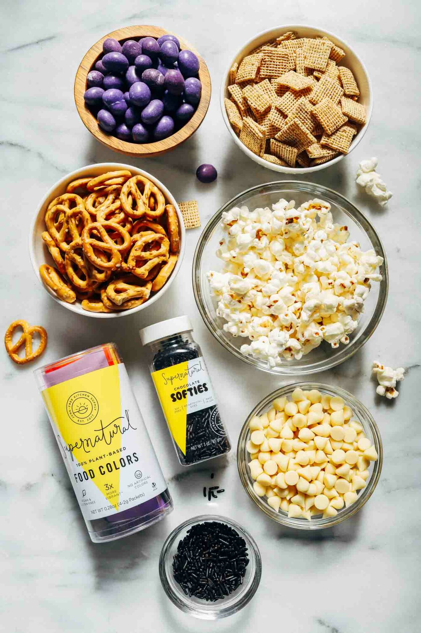 Halloween Snack Mix - Making Thyme for Health